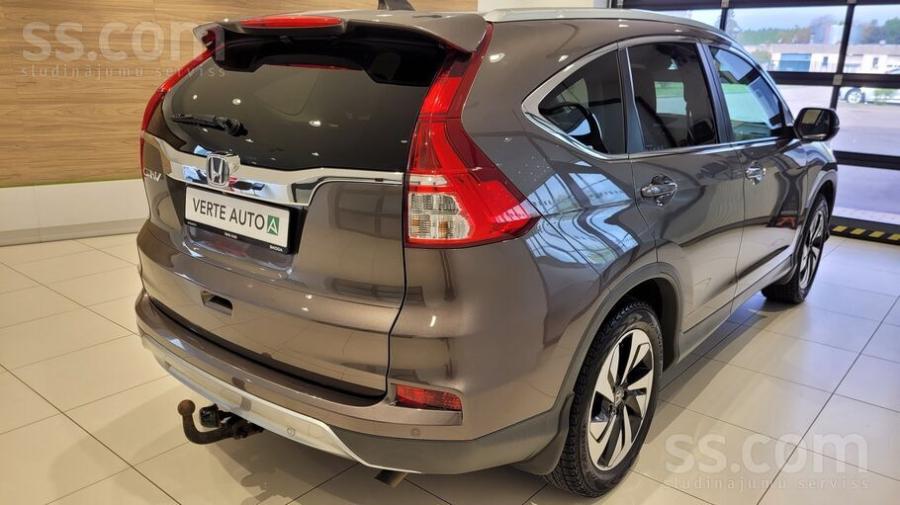 Oranžs Honda CR-V 2017 Rīga, ar dzinēja tilpumu 2.00 L un nobraukumu 83 tūkst. km par 19490 €, foto 5 vietnē AUTOMOTO.COM.LV