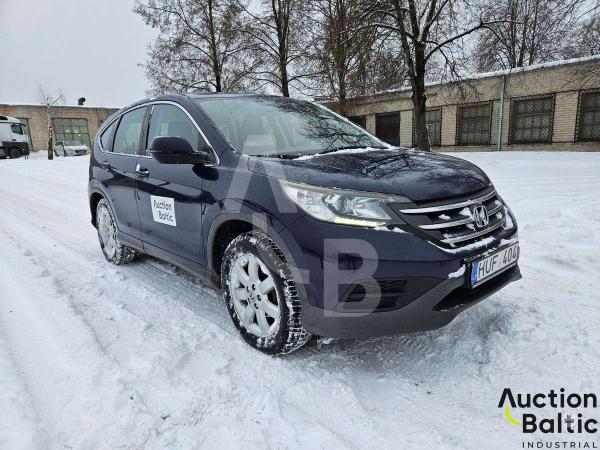 Honda CR-V 2013 in Kaunas, with an engine capacity of 2.00 L and mileage of 249 thousand km for 4000 €, photo 2 on AUTOMOTO.COM.LV