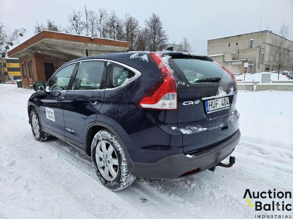 Honda CR-V 2013 in Kaunas, with an engine capacity of 2.00 L and mileage of 249 thousand km for 4000 €, photo 3 on AUTOMOTO.COM.LV