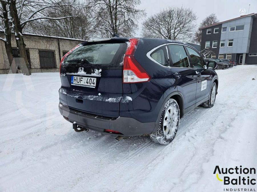 Honda CR-V 2013 in Kaunas, with an engine capacity of 2.00 L and mileage of 249 thousand km for 4000 €, photo 5 on AUTOMOTO.COM.LV
