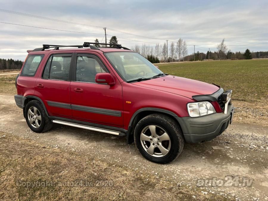 Red Honda CR-V 1998 in Tallinn, with an engine capacity of 2.00 L and mileage of 175 thousand km for 1990 €, photo 6 on AUTOMOTO.COM.LV