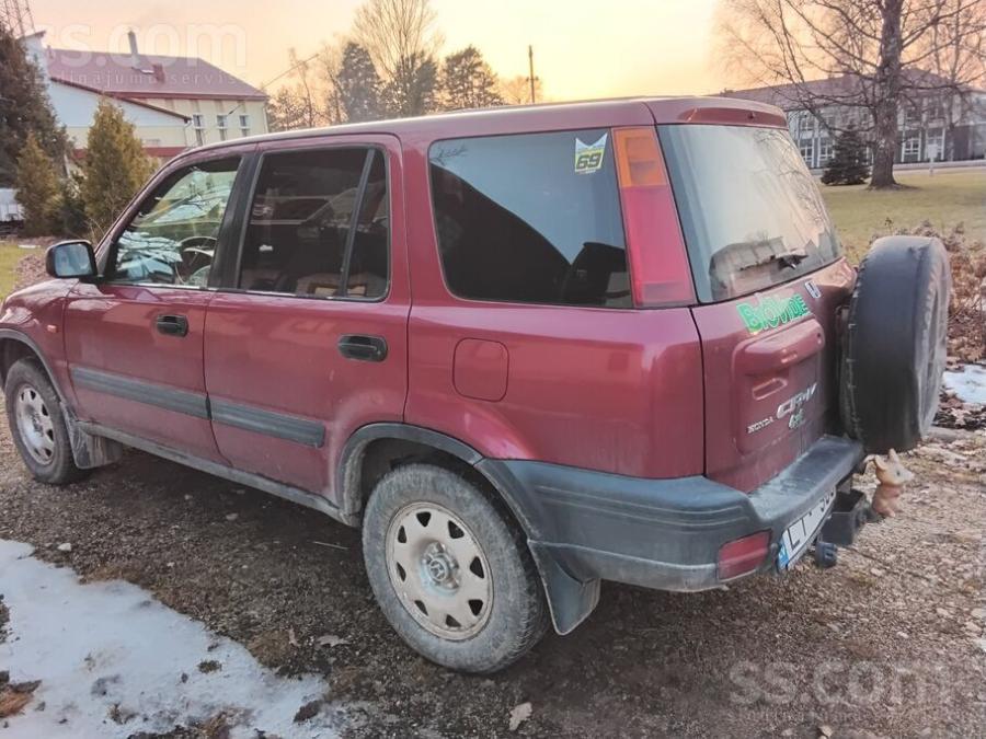 Sarkans Honda CR-V 1998 Gulbene, ar dzinēja tilpumu 2.00 L un nobraukumu 381 tūkst. km par 1650 €, foto 5 vietnē AUTOMOTO.COM.LV