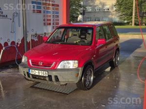 Red Honda CR-V 2000 in Riga, with an engine capacity of 2.00 L and mileage of 143 thousand km for 1700 €, photo  on AUTOMOTO.COM.LV