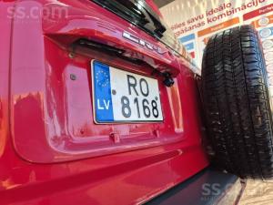 Red Honda CR-V 2000 in Riga, with an engine capacity of 2.00 L and mileage of 143 thousand km for 1700 €, photo 6 on AUTOMOTO.COM.LV