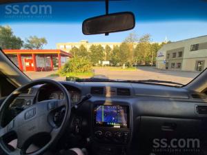 Red Honda CR-V 2000 in Riga, with an engine capacity of 2.00 L and mileage of 143 thousand km for 1700 €, photo 9 on AUTOMOTO.COM.LV