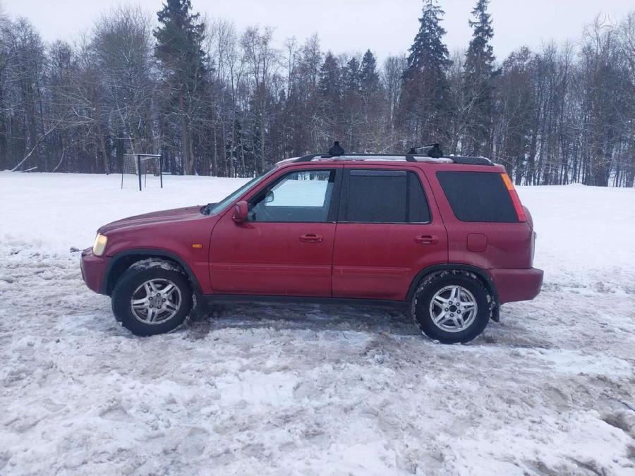 Sarkans Honda CR-V 2001 Kauņa, ar dzinēja tilpumu 1.97 L un nobraukumu 279 tūkst. km par 1000 €, foto 1 vietnē AUTOMOTO.COM.LV