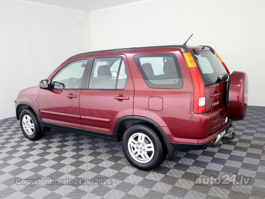 Red Honda CR-V 2003 in Tallinn, with an engine capacity of 2.00 L and mileage of 247 thousand km for 1299 €, photo 5 on AUTOMOTO.COM.LV