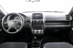 Red Honda CR-V 2003 in Tallinn, with an engine capacity of 2.00 L and mileage of 247 thousand km for 1299 €, photo 6 on AUTOMOTO.COM.LV