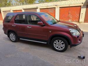 Sarkans Honda CR-V 2005 Rīga, ar dzinēja tilpumu 2.00 L un nobraukumu 233 tūkst. km par 4700 €, foto 2 vietnē AUTOMOTO.COM.LV