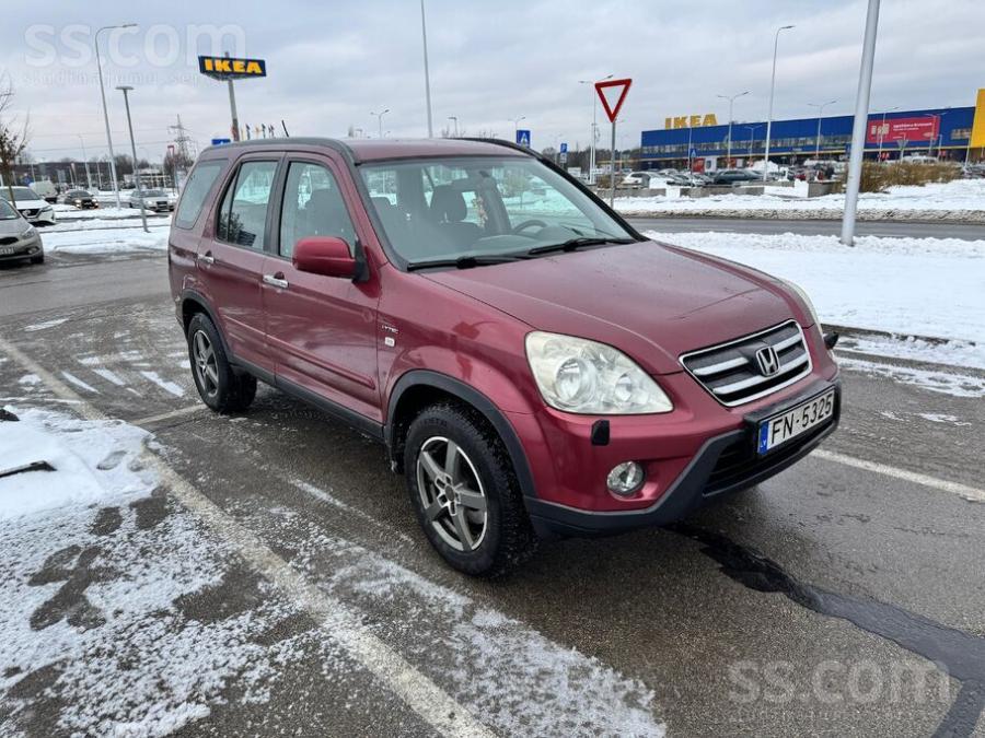 Sarkans Honda CR-V 2005 Rīga, ar dzinēja tilpumu 2.00 L un nobraukumu 263 tūkst. km par 2250 €, foto 1 vietnē AUTOMOTO.COM.LV