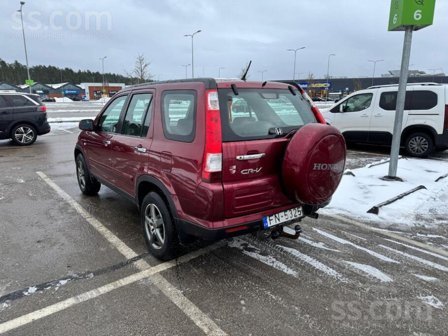 Sarkans Honda CR-V 2005 Rīga, ar dzinēja tilpumu 2.00 L un nobraukumu 263 tūkst. km par 2250 €, foto 4 vietnē AUTOMOTO.COM.LV