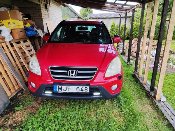 Sarkans Honda CR-V 2005 Kauņa, ar dzinēja tilpumu 2.00 L un nobraukumu 407 tūkst. km par 1500 €, foto 1 vietnē AUTOMOTO.COM.LV