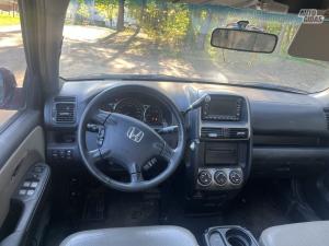 Red Honda CR-V 2006 in Ignalina, with an engine capacity of 2.00 L and mileage of 220 thousand km for 1650 €, photo 8 on AUTOMOTO.COM.LV