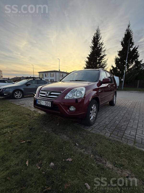 Sarkans Honda CR-V 2006 Rīga, ar dzinēja tilpumu 2.00 L un nobraukumu 202 tūkst. km par 2600 €, foto 1 vietnē AUTOMOTO.COM.LV