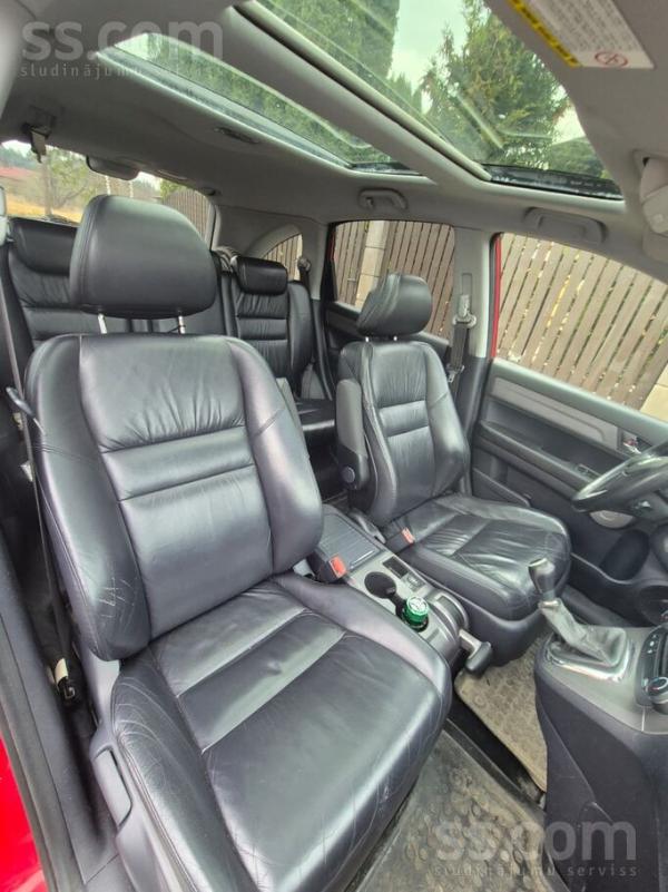 Красный Хонда СРВ 2007 в Рига, объемом двигателя 2.20 л и пробегом 330 тыс. км за 5200 €, фото 4 на AUTOMOTO.COM.LV