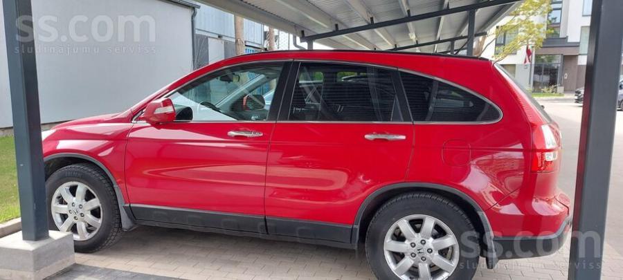 Sarkans Honda CR-V 2007 Rīga, ar dzinēja tilpumu 2.00 L un nobraukumu 187 tūkst. km par 4500 €, foto 1 vietnē AUTOMOTO.COM.LV