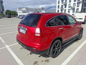 Red Honda CR-V 2007 in Vilnius, with an engine capacity of 2.00 L and mileage of 328 thousand km for 4800 €, photo 6 on AUTOMOTO.COM.LV