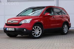 Red Honda CR-V 2007 in Riga, with an engine capacity of 2.00 L and mileage of 250 thousand km for 3495 €, photo  on AUTOMOTO.COM.LV