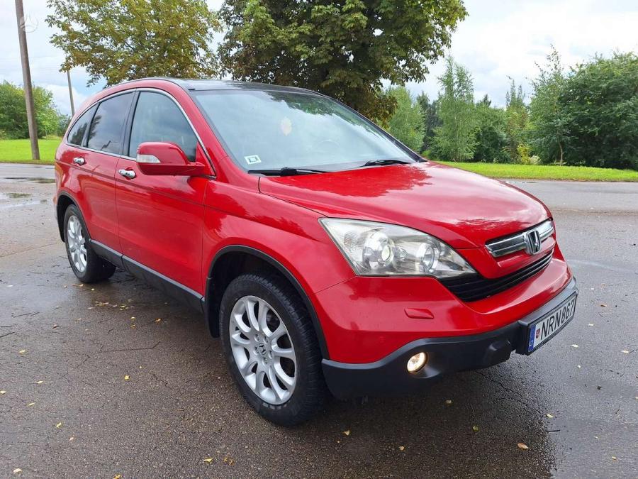 Red Honda CR-V 2008 in Kelme, with an engine capacity of 2.00 L and mileage of 244 thousand km for 4450 €, photo 4 on AUTOMOTO.COM.LV