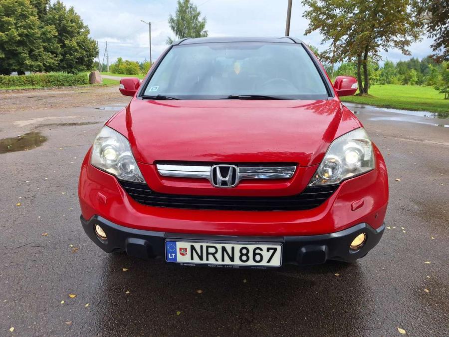 Red Honda CR-V 2008 in Kelme, with an engine capacity of 2.00 L and mileage of 244 thousand km for 4450 €, photo 6 on AUTOMOTO.COM.LV
