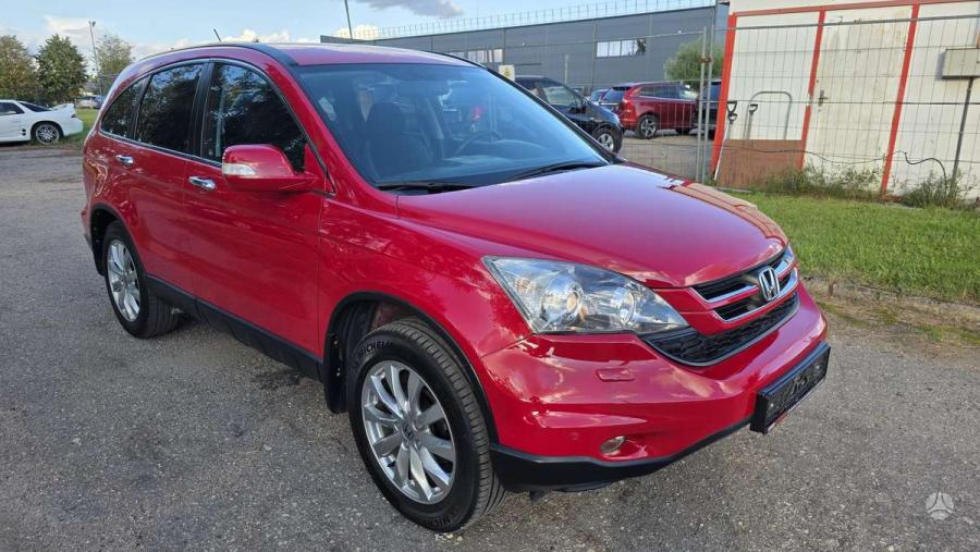 Sarkans Honda CR-V 2012 Šauļi, ar dzinēja tilpumu 2.20 L un nobraukumu 248 tūkst. km par 6999 €, foto 8 vietnē AUTOMOTO.COM.LV