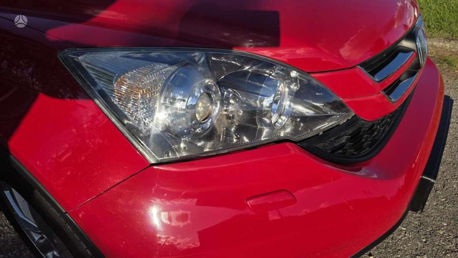 Sarkans Honda CR-V 2012 Šauļi, ar dzinēja tilpumu 2.20 L un nobraukumu 248 tūkst. km par 6999 €, foto 12 vietnē AUTOMOTO.COM.LV