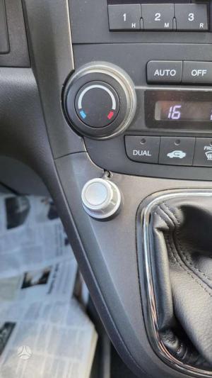 Sarkans Honda CR-V 2012 Šauļi, ar dzinēja tilpumu 2.20 L un nobraukumu 248 tūkst. km par 6999 €, foto 24 vietnē AUTOMOTO.COM.LV