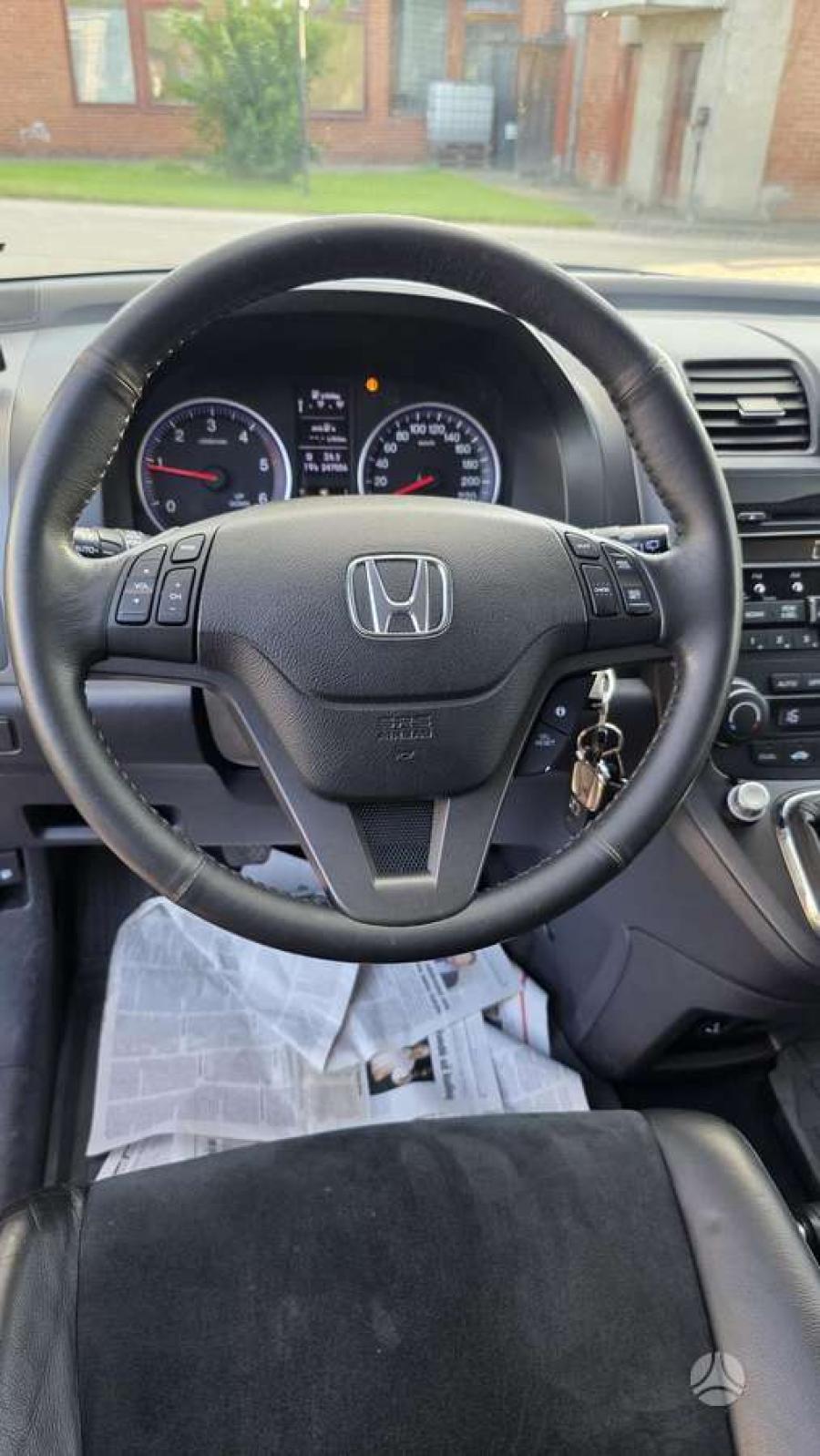 Sarkans Honda CR-V 2012 Šauļi, ar dzinēja tilpumu 2.20 L un nobraukumu 248 tūkst. km par 6999 €, foto 26 vietnē AUTOMOTO.COM.LV