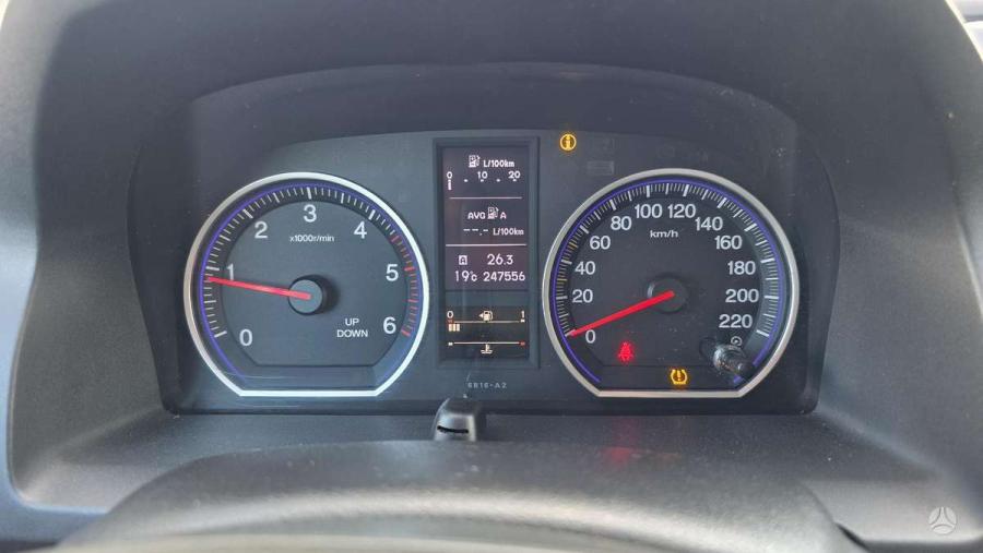 Sarkans Honda CR-V 2012 Šauļi, ar dzinēja tilpumu 2.20 L un nobraukumu 248 tūkst. km par 6999 €, foto 44 vietnē AUTOMOTO.COM.LV