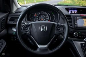 Red Honda CR-V 2012 in Elektrenai, with an engine capacity of 2.00 L and mileage of 143 thousand km for 12650 €, photo 12 on AUTOMOTO.COM.LV