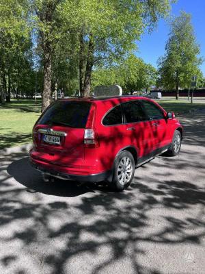 Red Honda CR-V 2012 in Klaipeda, with an engine capacity of 2.20 L and mileage of 340 thousand km for 6750 €, photo 6 on AUTOMOTO.COM.LV