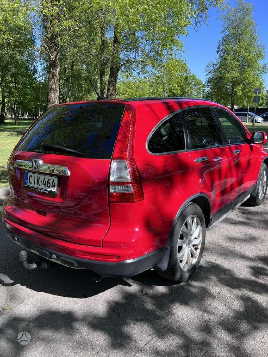 Red Honda CR-V 2012 in Klaipeda, with an engine capacity of 2.20 L and mileage of 340 thousand km for 6750 €, photo 8 on AUTOMOTO.COM.LV