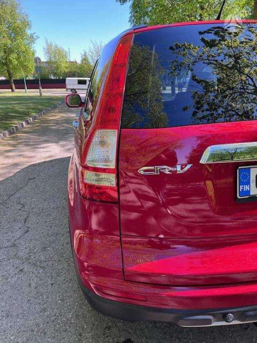 Red Honda CR-V 2012 in Klaipeda, with an engine capacity of 2.20 L and mileage of 340 thousand km for 6750 €, photo 10 on AUTOMOTO.COM.LV