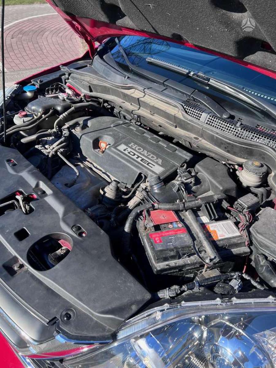 Red Honda CR-V 2012 in Klaipeda, with an engine capacity of 2.20 L and mileage of 340 thousand km for 6750 €, photo 32 on AUTOMOTO.COM.LV