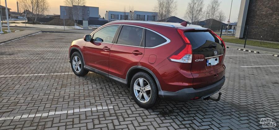 Sarkans Honda CR-V 2013 Kauņa, ar dzinēja tilpumu 2.20 L un nobraukumu 270 tūkst. km par 8650 €, foto 14 vietnē AUTOMOTO.COM.LV