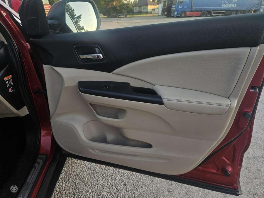 Sarkans Honda CR-V 2013 Radviliškis, ar dzinēja tilpumu 2.20 L un nobraukumu 298 tūkst. km par 9800 €, foto 16 vietnē AUTOMOTO.COM.LV