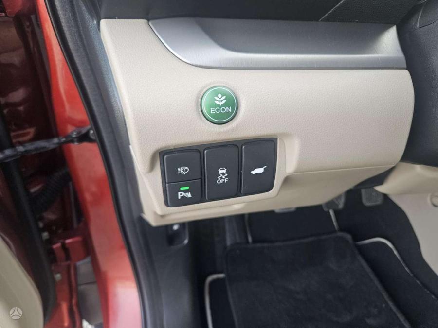 Sarkans Honda CR-V 2013 Radviliškis, ar dzinēja tilpumu 2.20 L un nobraukumu 298 tūkst. km par 9800 €, foto 20 vietnē AUTOMOTO.COM.LV