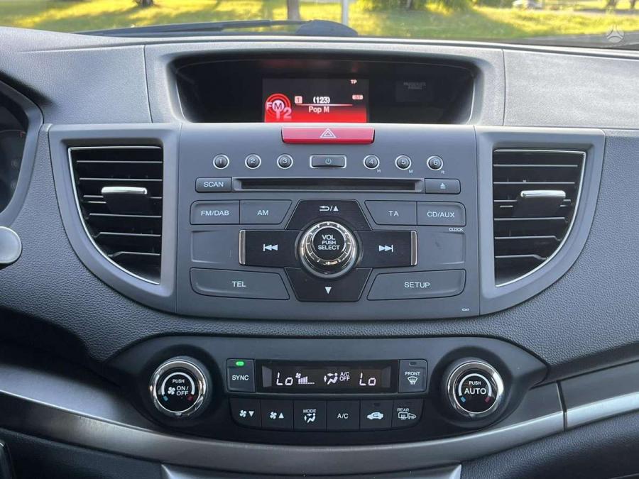 Red Honda CR-V 2013 in Jonava, with an engine capacity of 2.20 L and mileage of 311 thousand km for 8600 €, photo 21 on AUTOMOTO.COM.LV