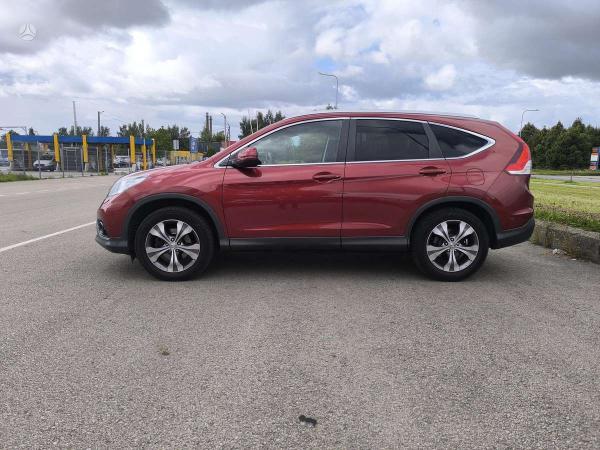 Sarkans Honda CR-V 2013 Panevēža, ar dzinēja tilpumu 2.20 L un nobraukumu 225 tūkst. km par 8900 €, foto 8 vietnē AUTOMOTO.COM.LV