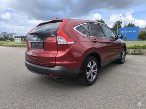 Red Honda CR-V 2013 in Panevezys, with an engine capacity of 2.20 L and mileage of 225 thousand km for 8900 €, photo 9 on AUTOMOTO.COM.LV