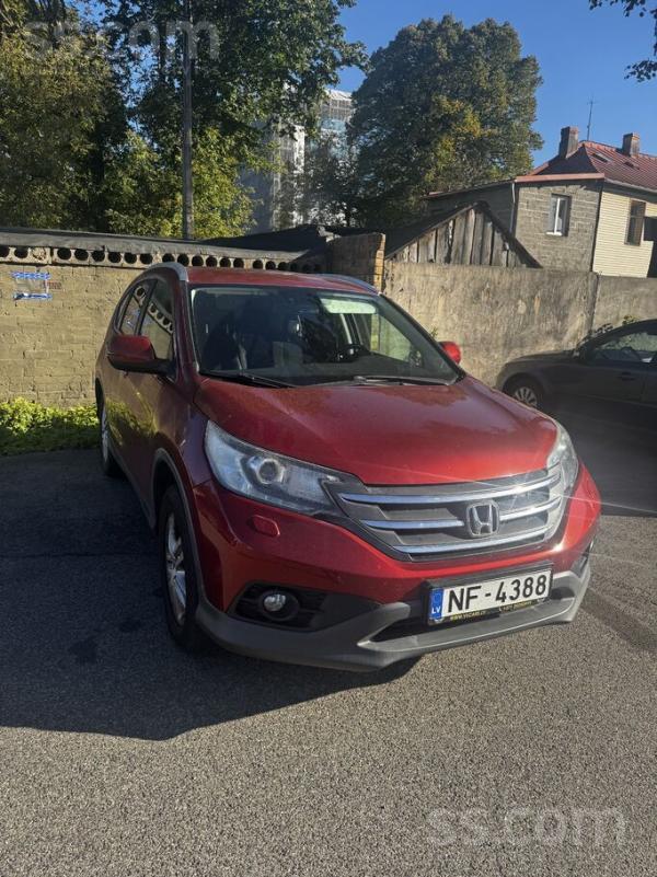 Sarkans Honda CR-V 2013 Rīga, ar dzinēja tilpumu 2.20 L un nobraukumu 0 tūkst. km par 9800 €, foto 1 vietnē AUTOMOTO.COM.LV