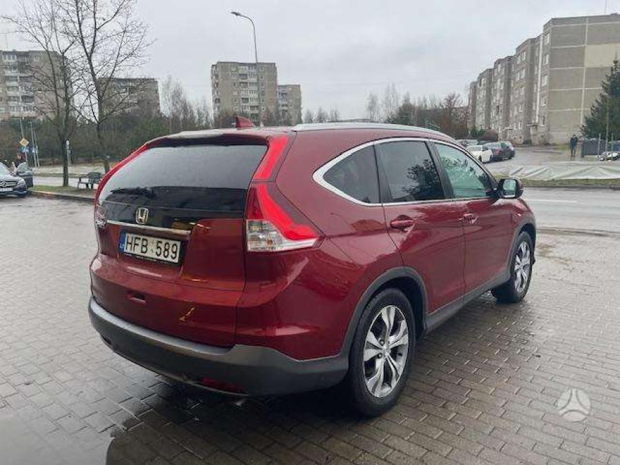 Red Honda CR-V 2014 in Vilnius, with an engine capacity of 2.00 L and mileage of 190 thousand km for 12000 €, photo 4 on AUTOMOTO.COM.LV