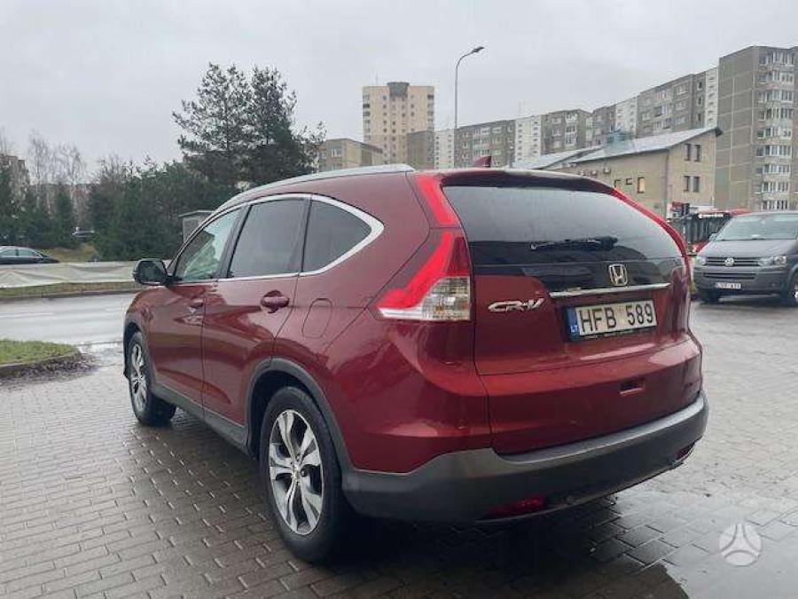 Red Honda CR-V 2014 in Vilnius, with an engine capacity of 2.00 L and mileage of 190 thousand km for 12000 €, photo 6 on AUTOMOTO.COM.LV