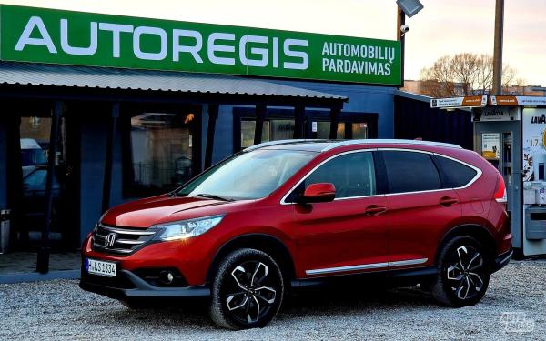 Red Honda CR-V 2014 in Kretinga, with an engine capacity of 2.20 L and mileage of 149 thousand km for 13499 €, photo 3 on AUTOMOTO.COM.LV