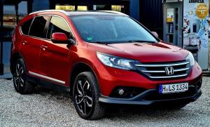 Red Honda CR-V 2014 in Kretinga, with an engine capacity of 2.20 L and mileage of 149 thousand km for 13499 €, photo 4 on AUTOMOTO.COM.LV