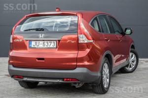 Sarkans Honda CR-V 2014 Rīga, ar dzinēja tilpumu 2.00 L un nobraukumu 300 tūkst. km par 8050 €, foto 5 vietnē AUTOMOTO.COM.LV