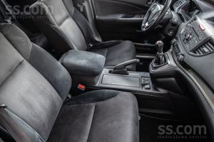 Sarkans Honda CR-V 2014 Rīga, ar dzinēja tilpumu 2.00 L un nobraukumu 300 tūkst. km par 8050 €, foto 22 vietnē AUTOMOTO.COM.LV