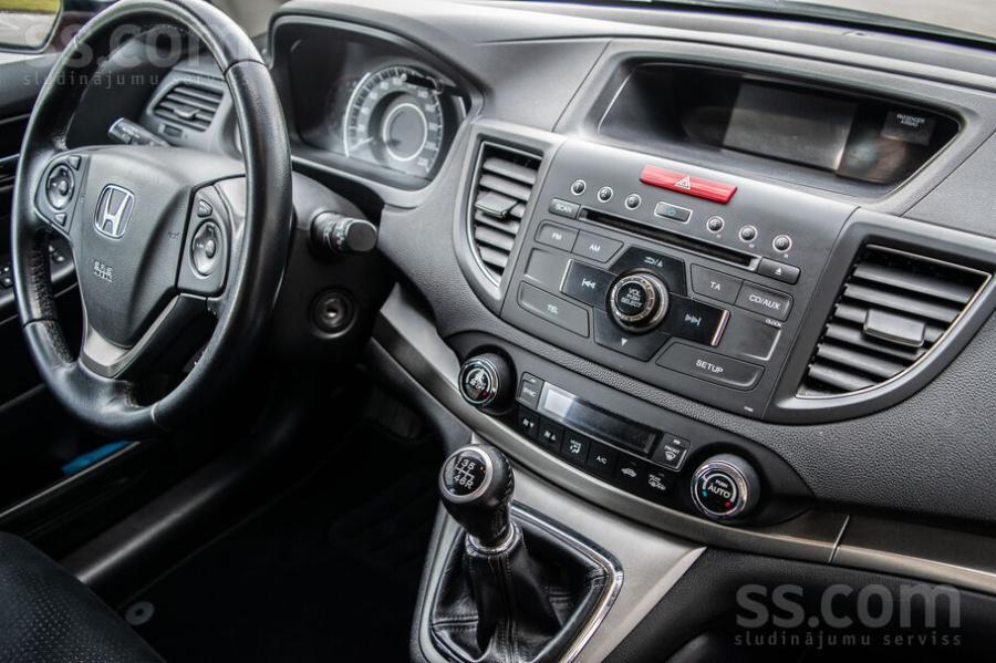 Sarkans Honda CR-V 2014 Rīga, ar dzinēja tilpumu 2.00 L un nobraukumu 300 tūkst. km par 8050 €, foto 24 vietnē AUTOMOTO.COM.LV