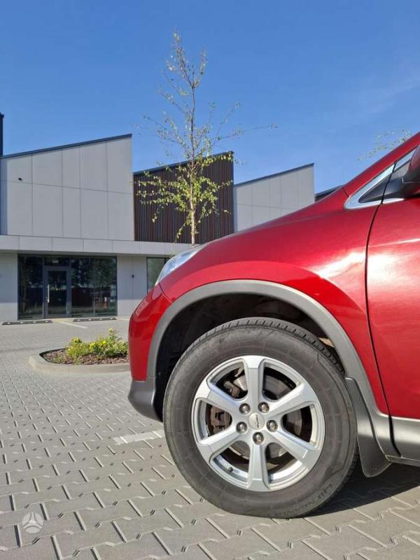 Red Honda CR-V 2014 in Vilnius, with an engine capacity of 2.20 L and mileage of 280 thousand km for 11999 €, photo 7 on AUTOMOTO.COM.LV