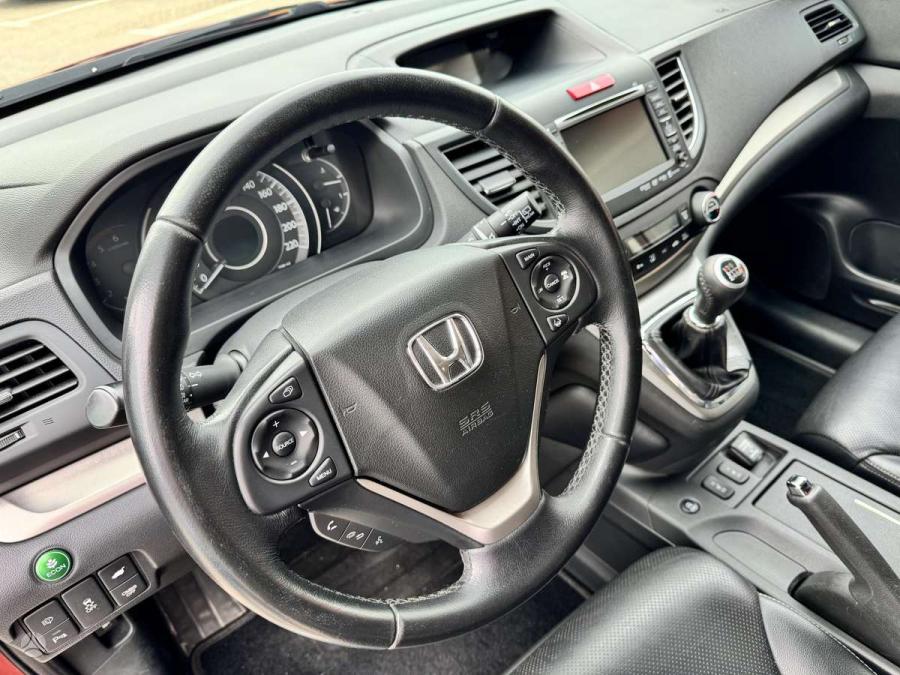 Sarkans Honda CR-V 2014 Prienai, ar dzinēja tilpumu 2.20 L un nobraukumu 260 tūkst. km par 11600 €, foto 15 vietnē AUTOMOTO.COM.LV
